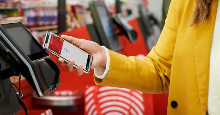 Does Target take Apple Pay? (2025 Guide)